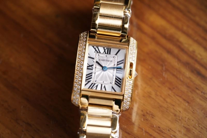 Inexpensive CARTIER Watches