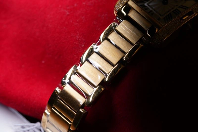 Accurate model CARTIER Watches