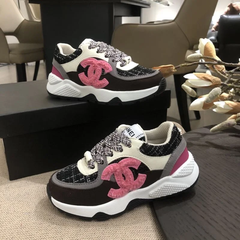 Top match CHANEL SHOES