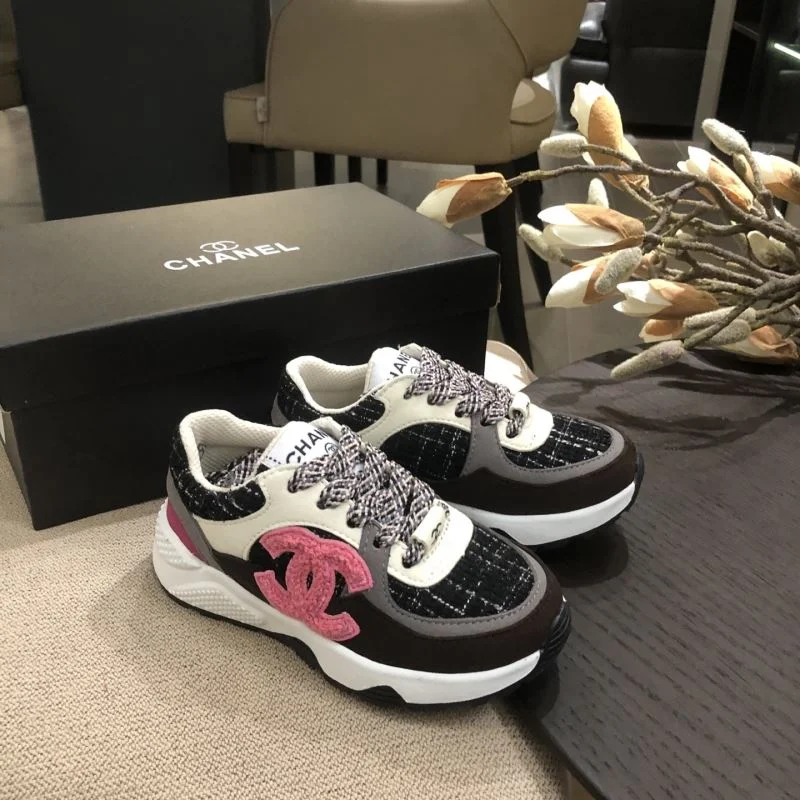 Top match CHANEL SHOES