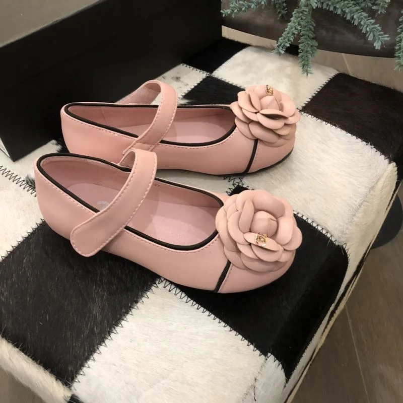 Top match CHANEL SHOES