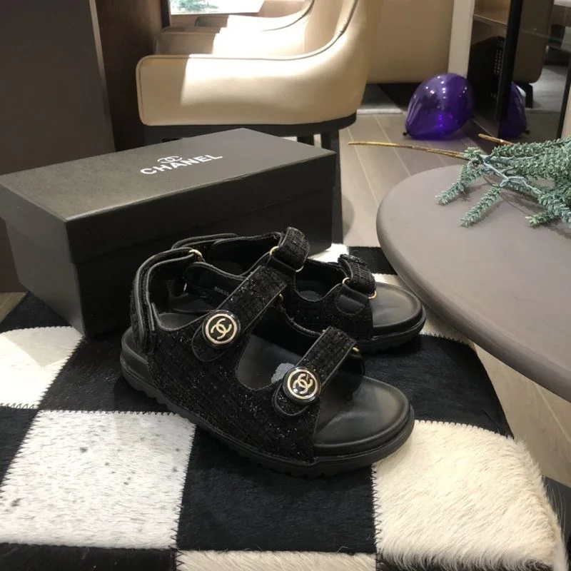 Brand-authenticated CHANEL SHOES