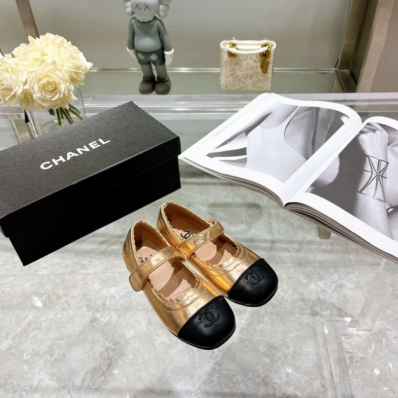 Low-cost CHANEL SHOES