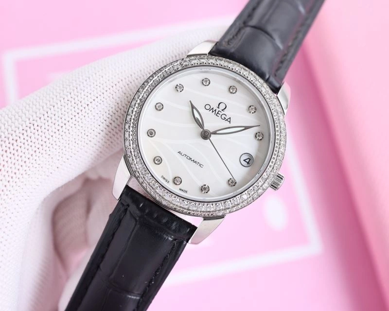 Cut-rate CHANEL Watches