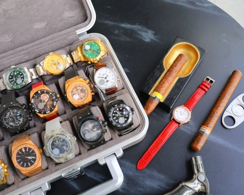 Official CHANEL Watches