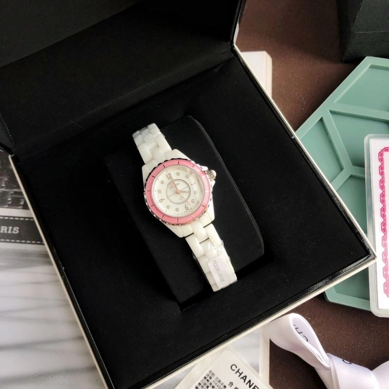 Accurate model CHANEL Watches