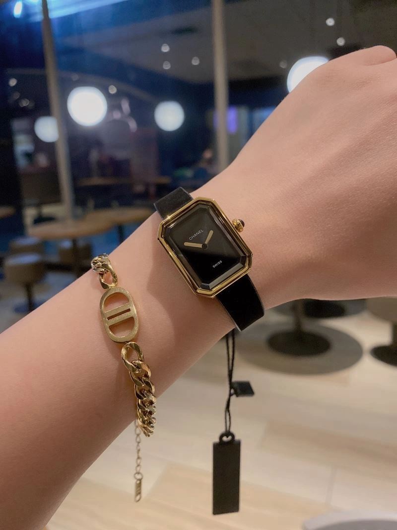 Economical CHANEL Watches
