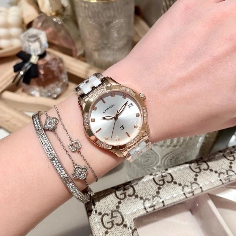 Accurate model CHANEL Watches