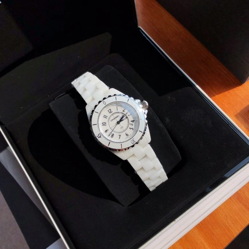 Cut-rate CHANEL Watches