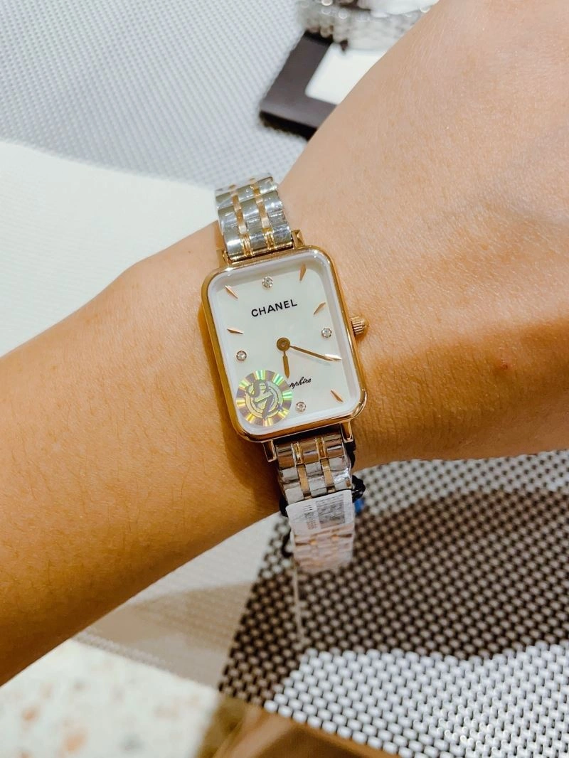 Economical CHANEL Watches