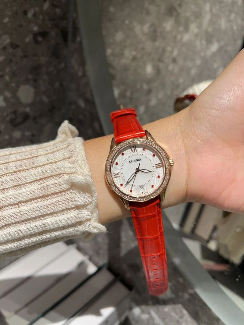 Accurate model CHANEL Watches