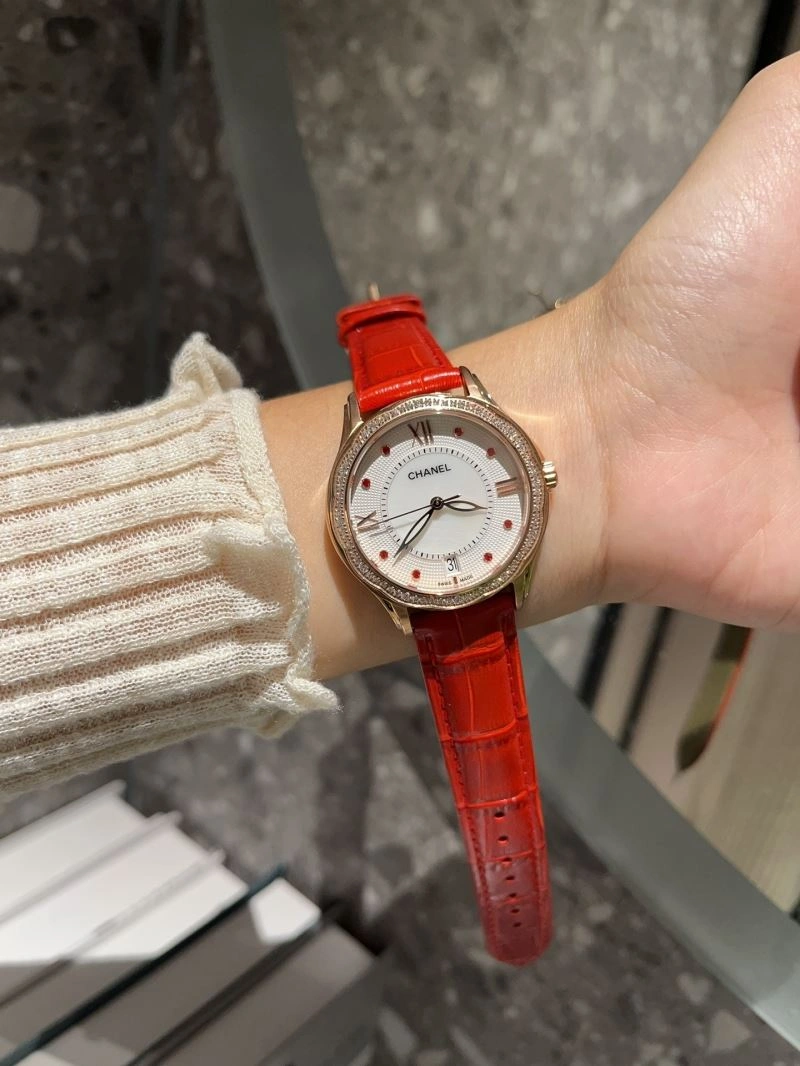 Accurate model CHANEL Watches