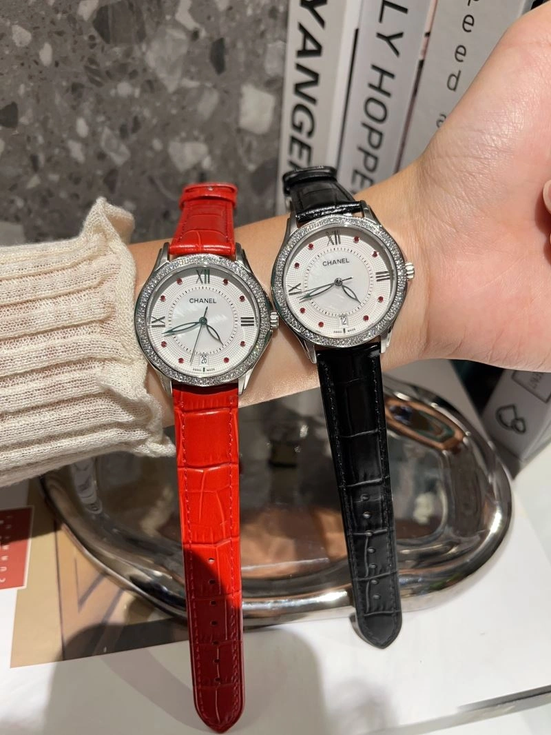 Accurate model CHANEL Watches