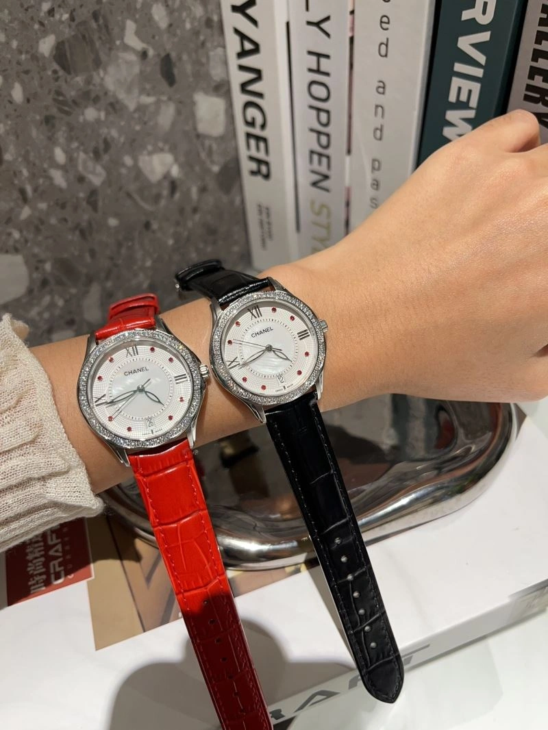 Accurate model CHANEL Watches