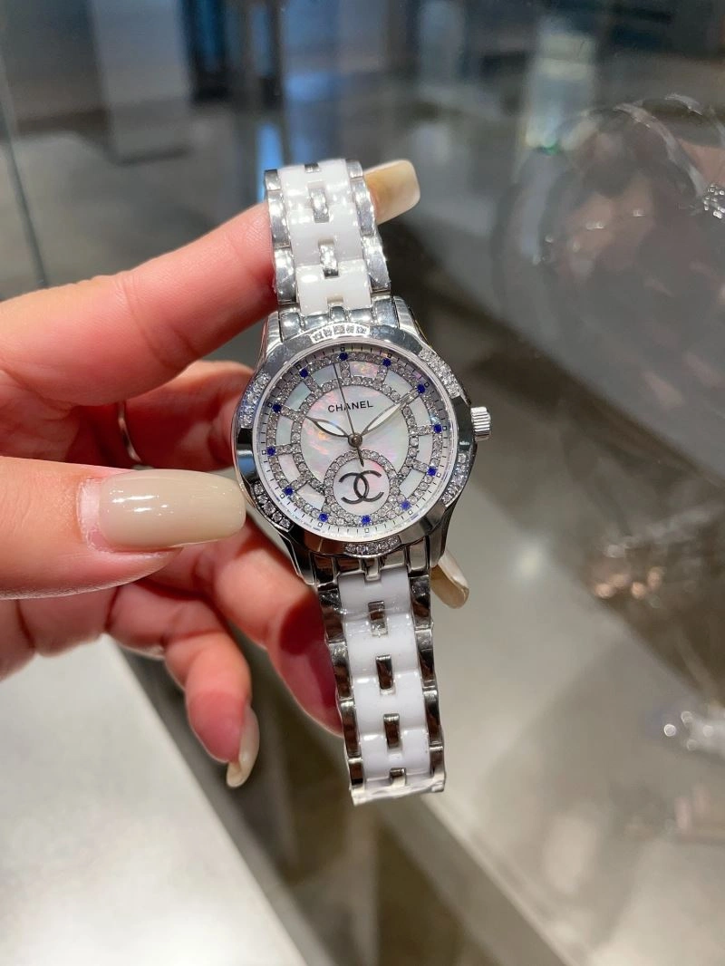 Cut-rate CHANEL Watches