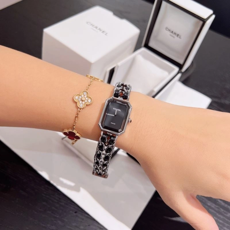 Top match CHANEL Watches