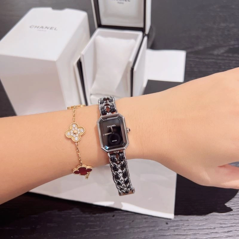 Top match CHANEL Watches