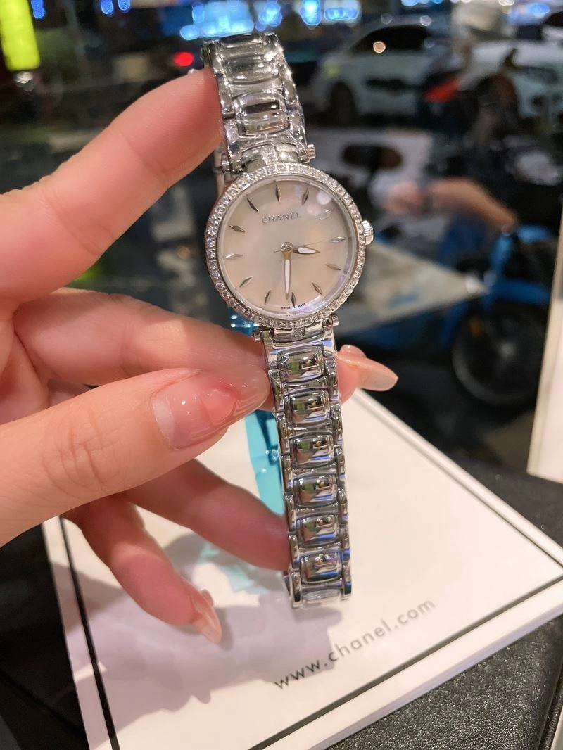 Economical CHANEL Watches