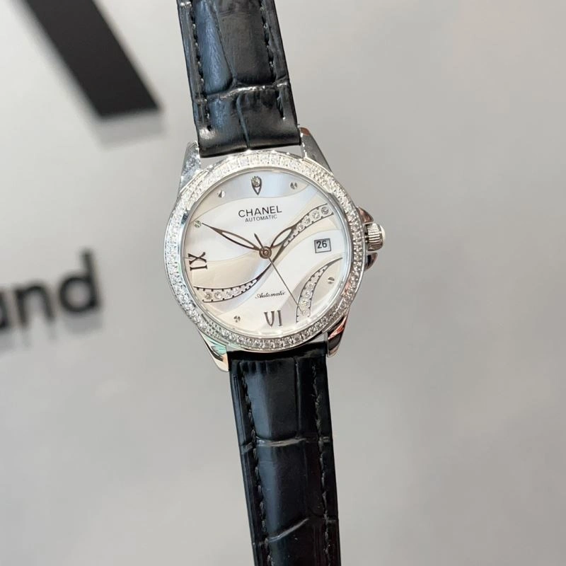 Top mirror CHANEL Watches