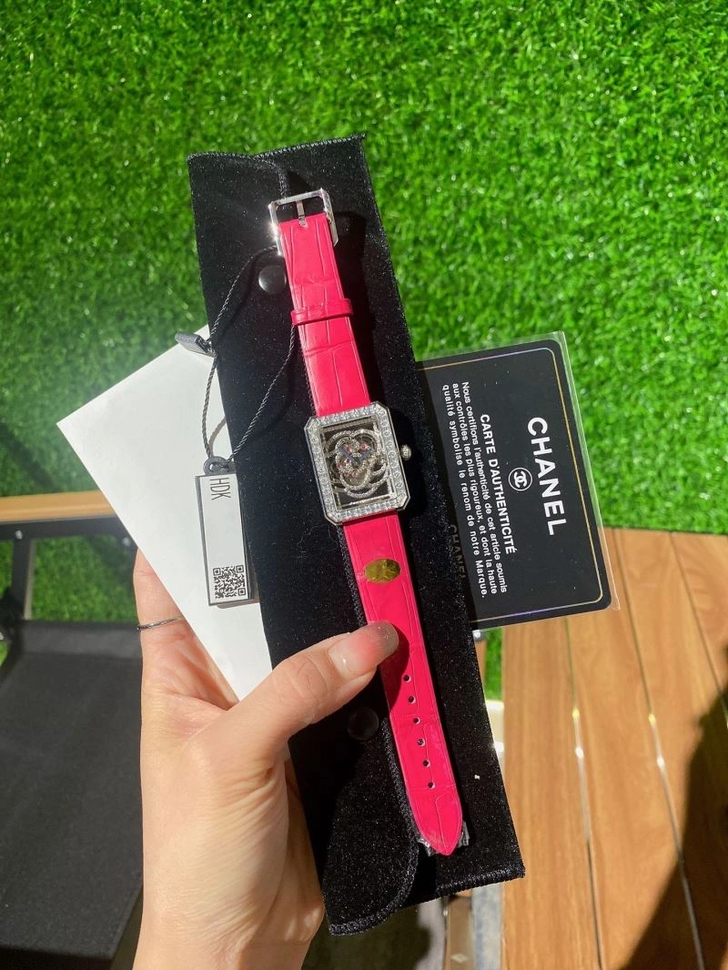 Accurate model CHANEL Watches