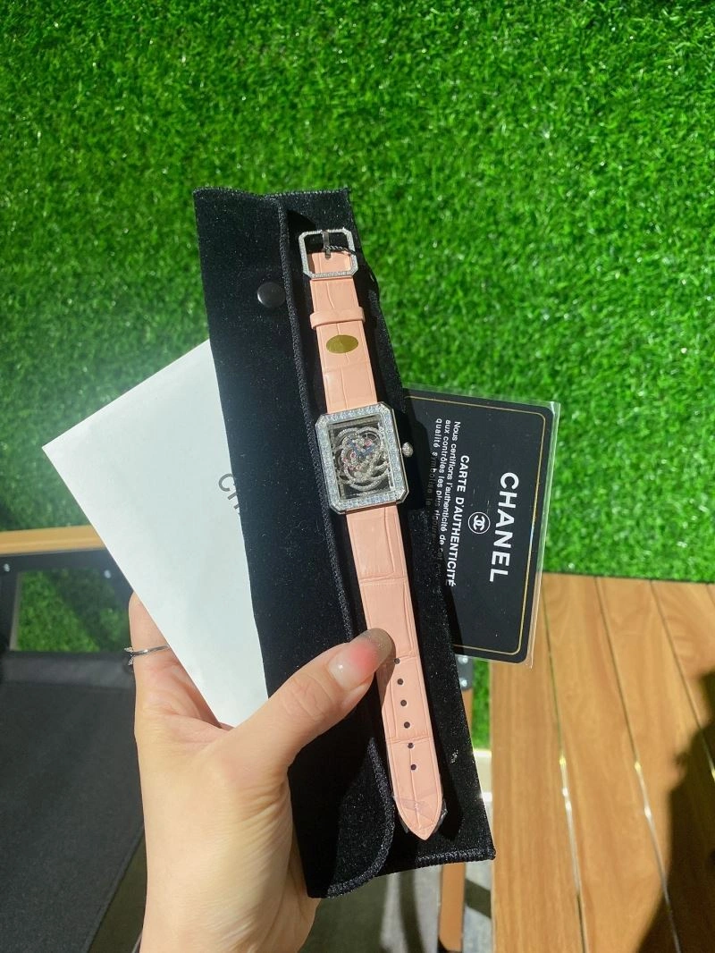 Accurate model CHANEL Watches