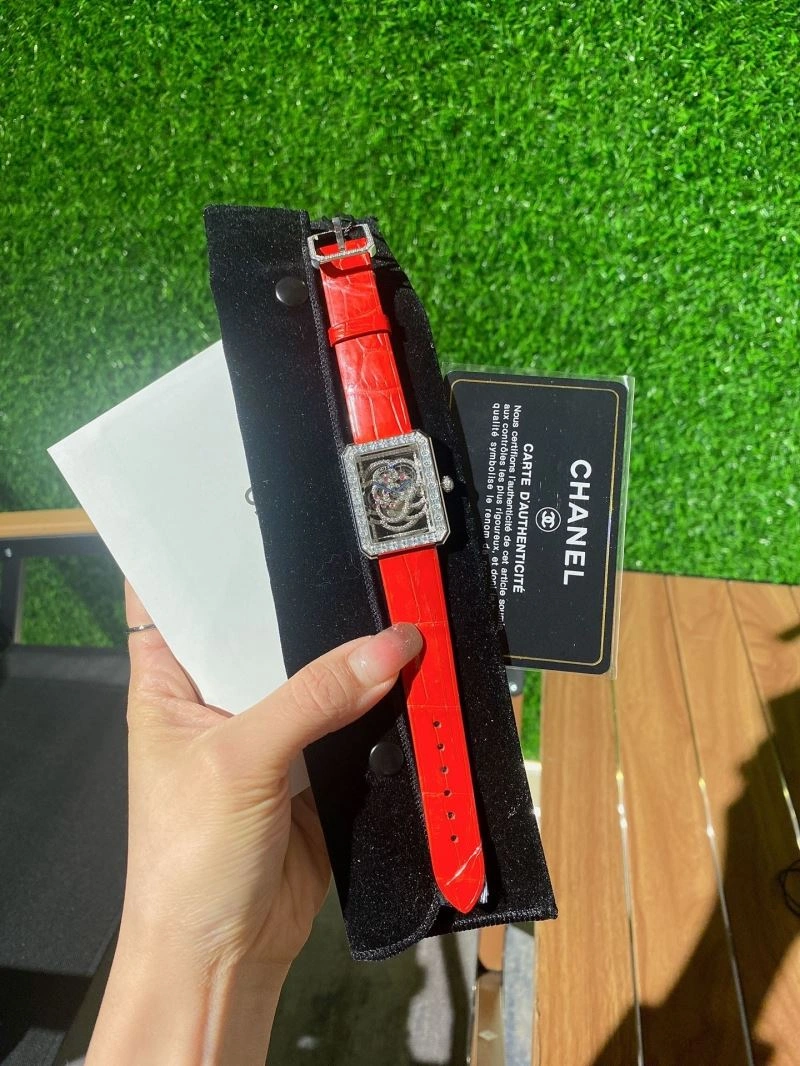 Accurate model CHANEL Watches