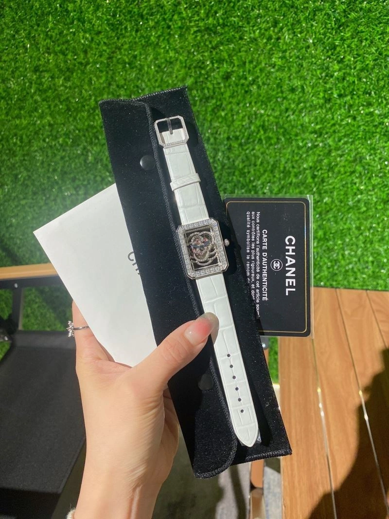 Accurate model CHANEL Watches