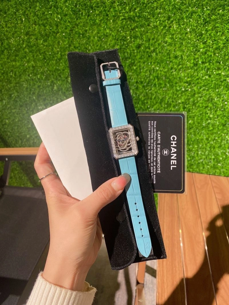Accurate model CHANEL Watches