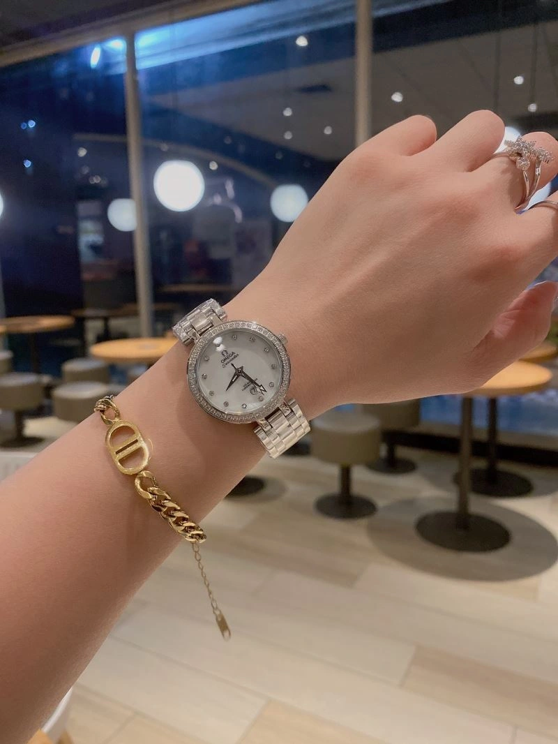 Low-cost CHANEL Watches