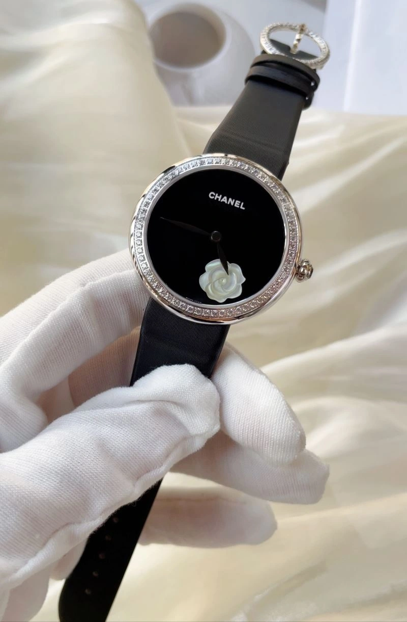 Official CHANEL Watches