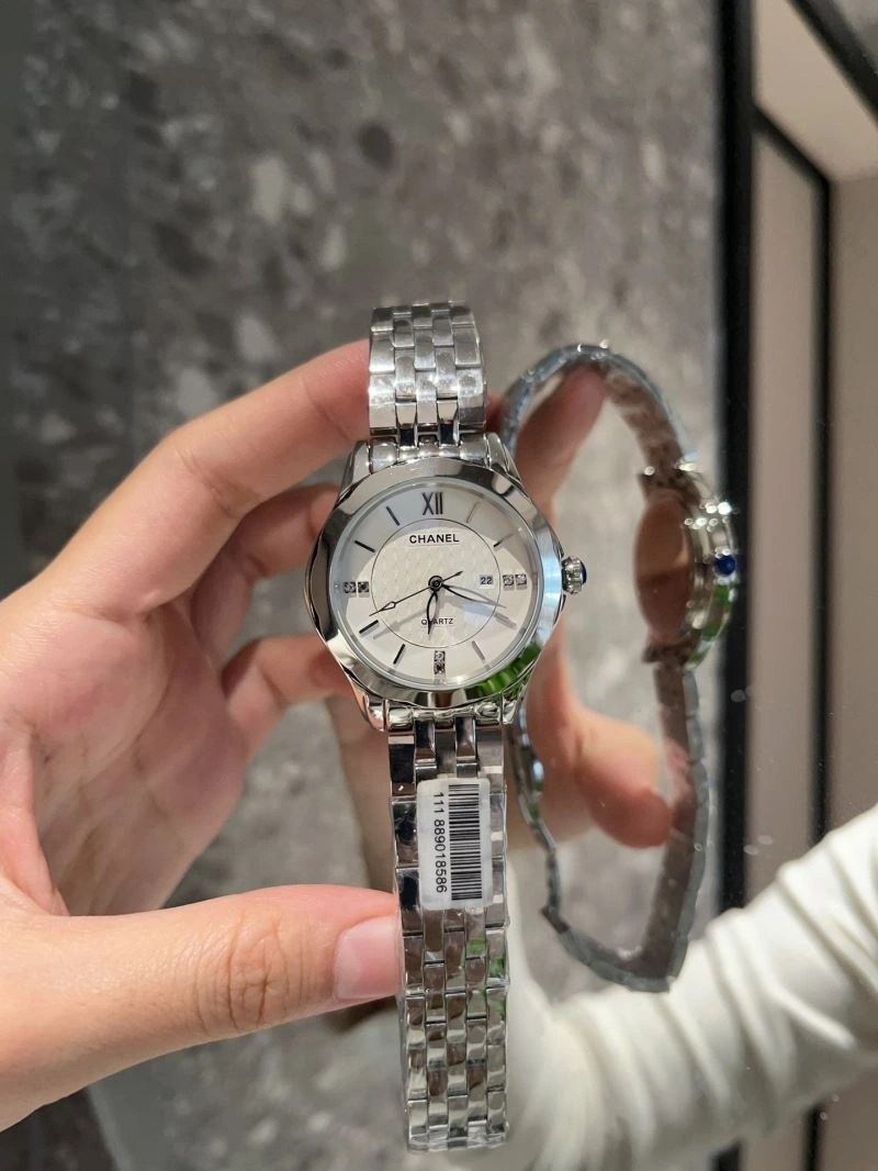 Accurate model CHANEL Watches