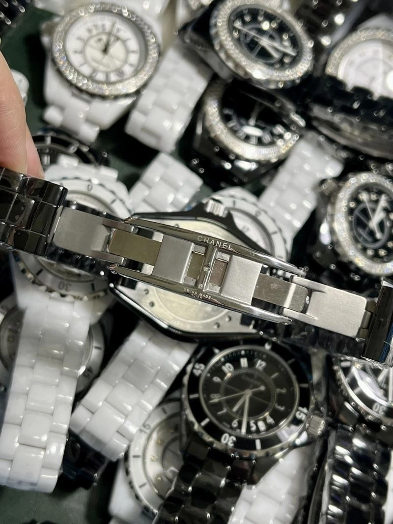 Official CHANEL Watches