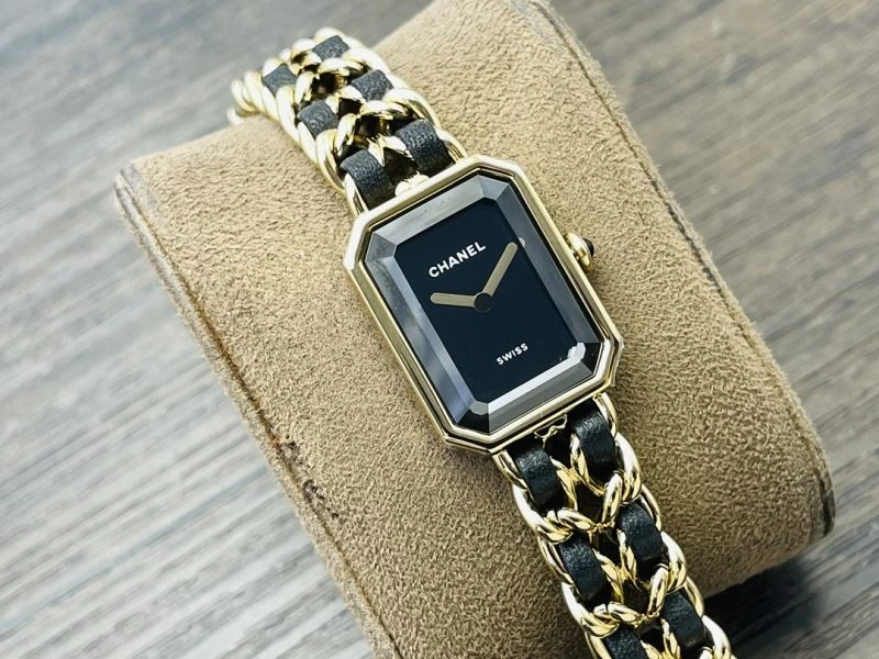 Economical CHANEL Watches