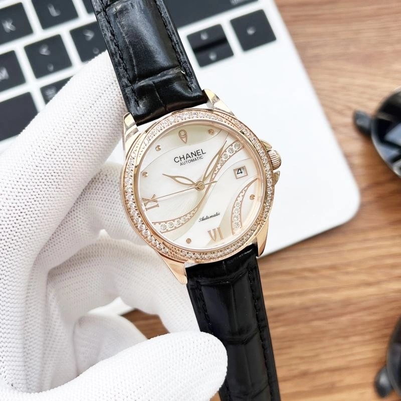 Accurate model CHANEL Watches