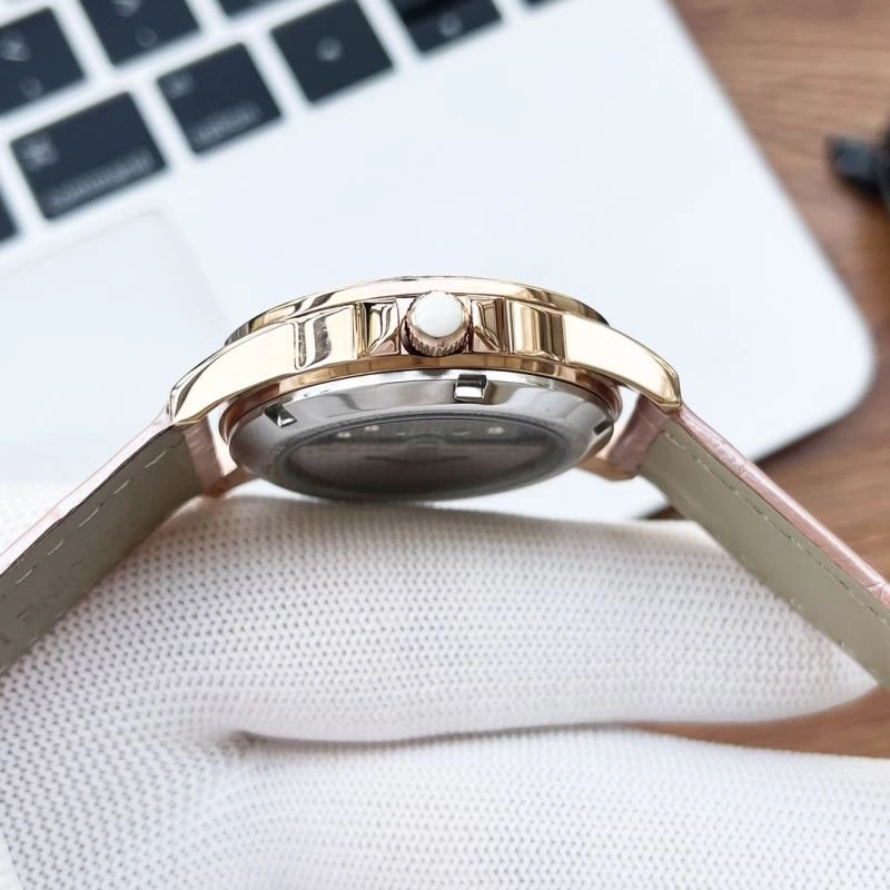 Accurate model CHANEL Watches