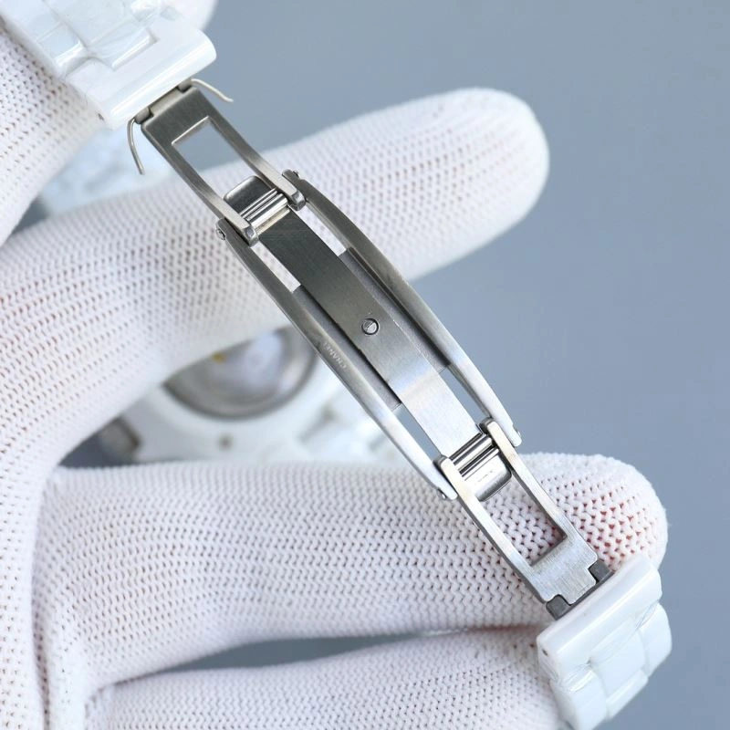 Cut-rate CHANEL Watches