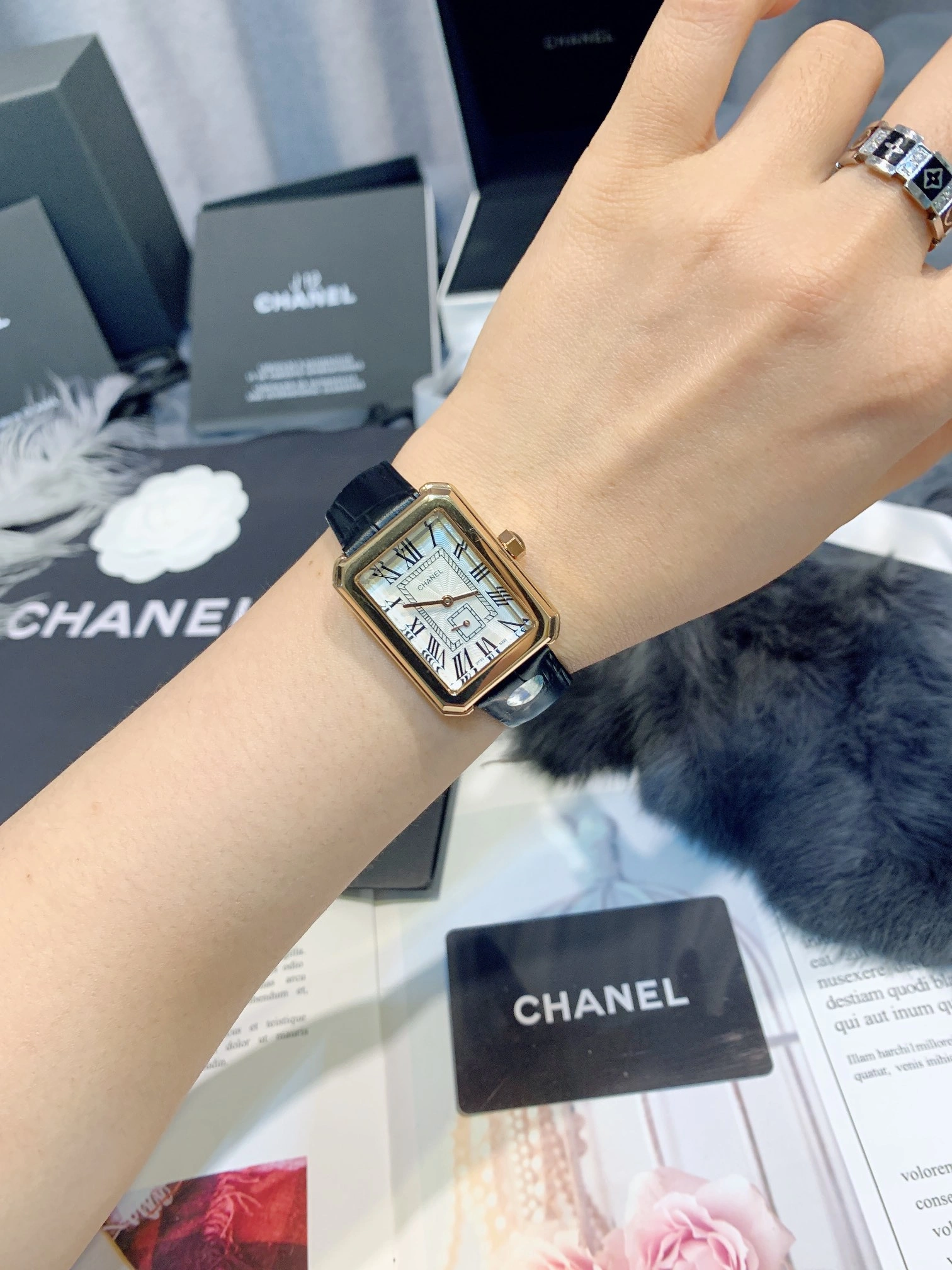 Bargain CHANEL Watches