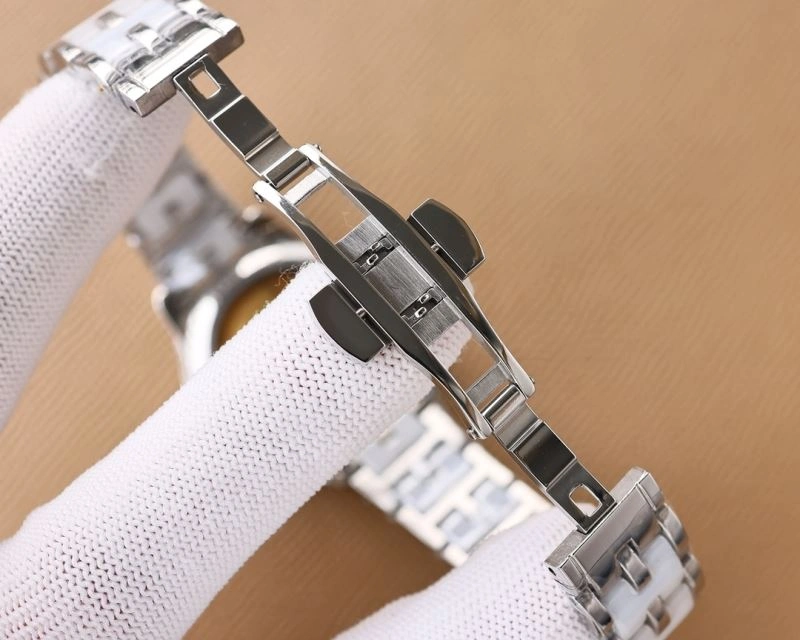 Official CHANEL Watches