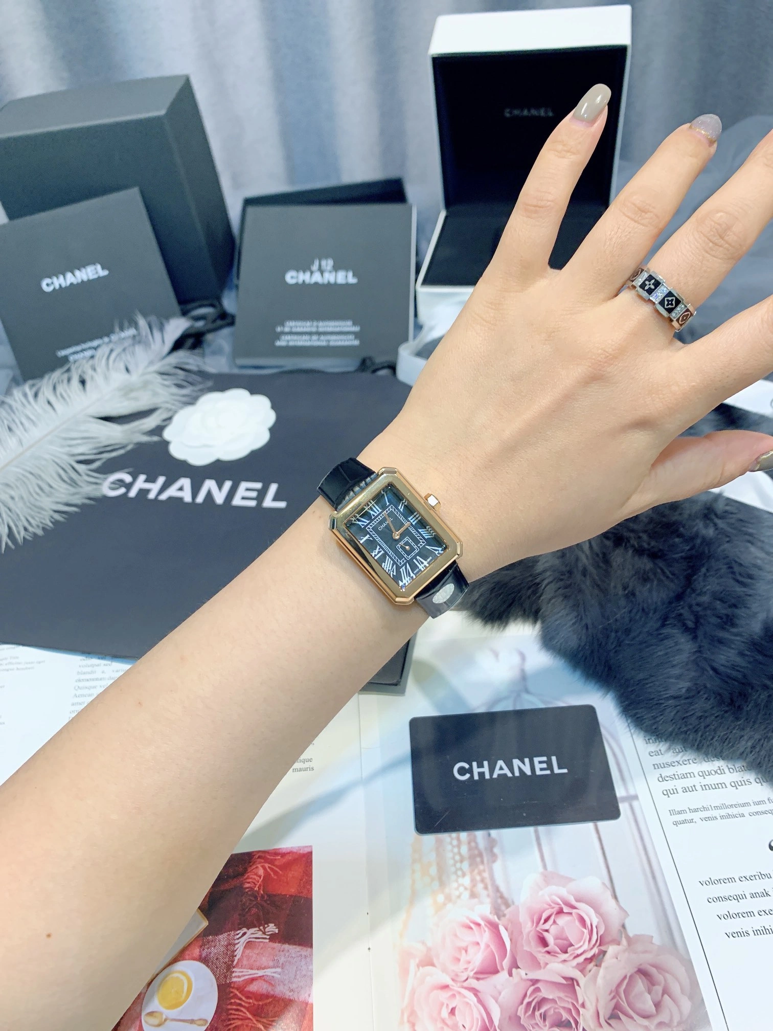 Top mirror CHANEL Watches