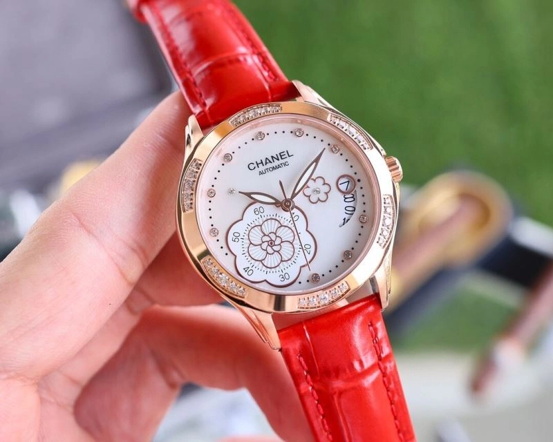 Accurate model CHANEL Watches