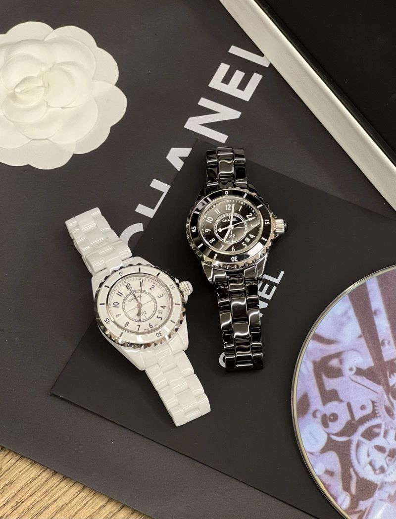 Accurate model CHANEL Watches
