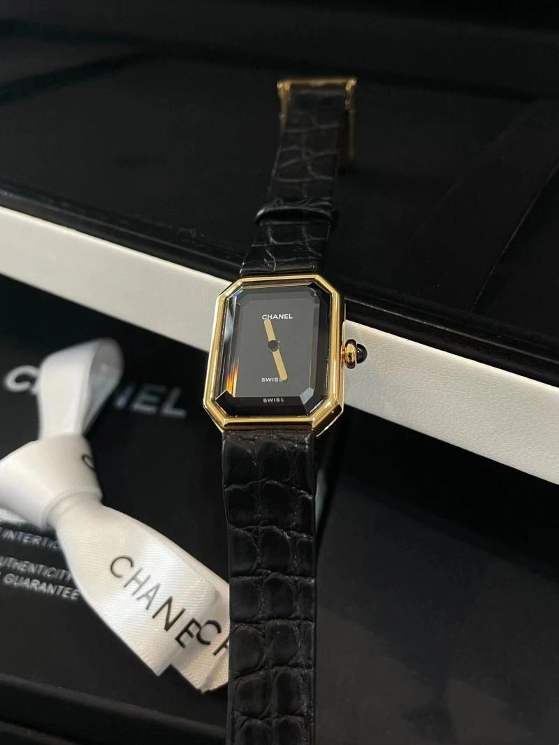 Inexpensive CHANEL Watches
