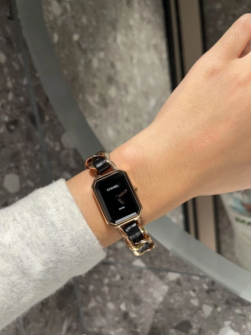 Top mirror CHANEL Watches