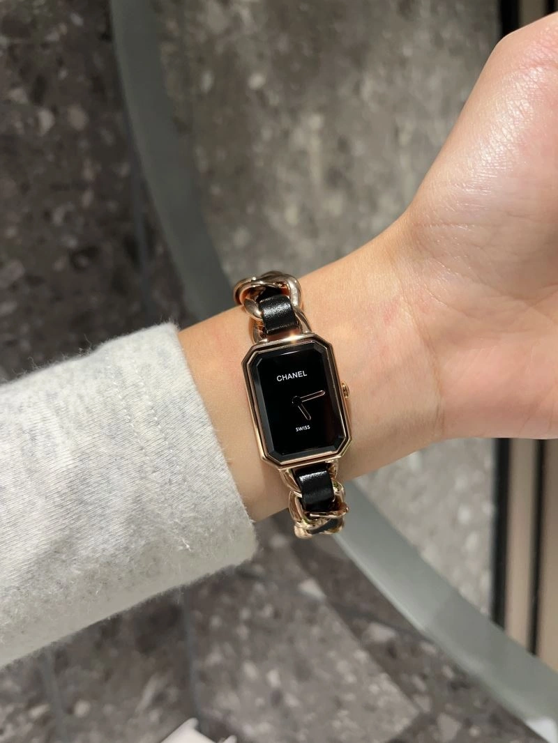 Top mirror CHANEL Watches