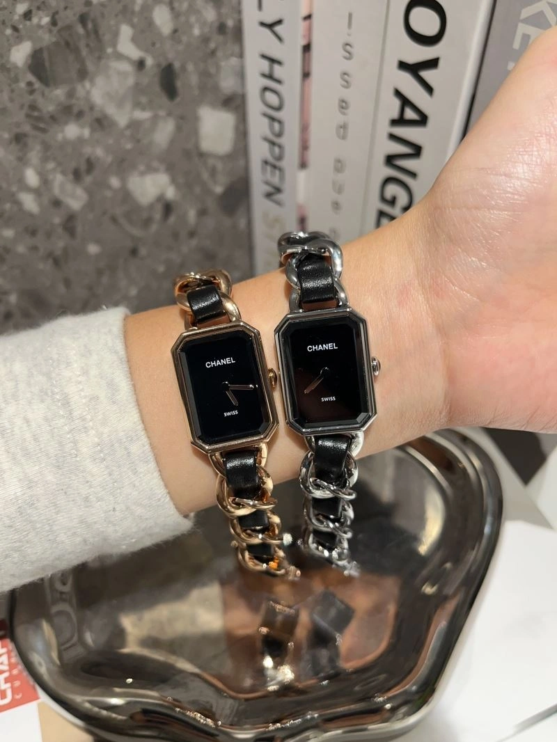 Top mirror CHANEL Watches