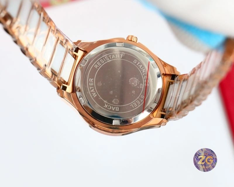 Official CHANEL Watches