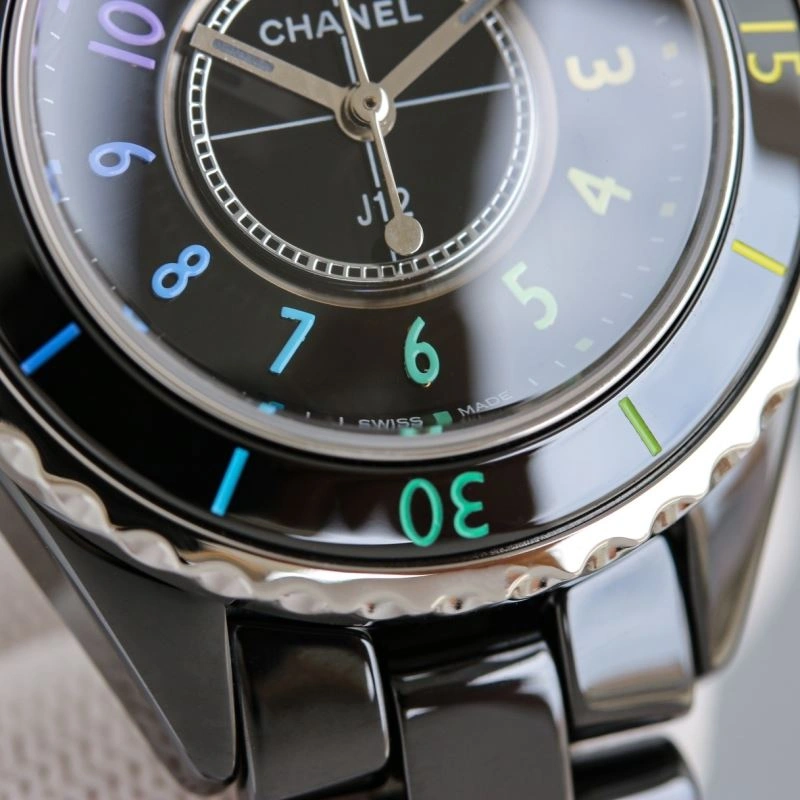 Accurate model CHANEL Watches