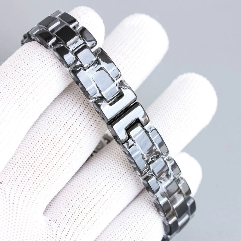 Accurate model CHANEL Watches