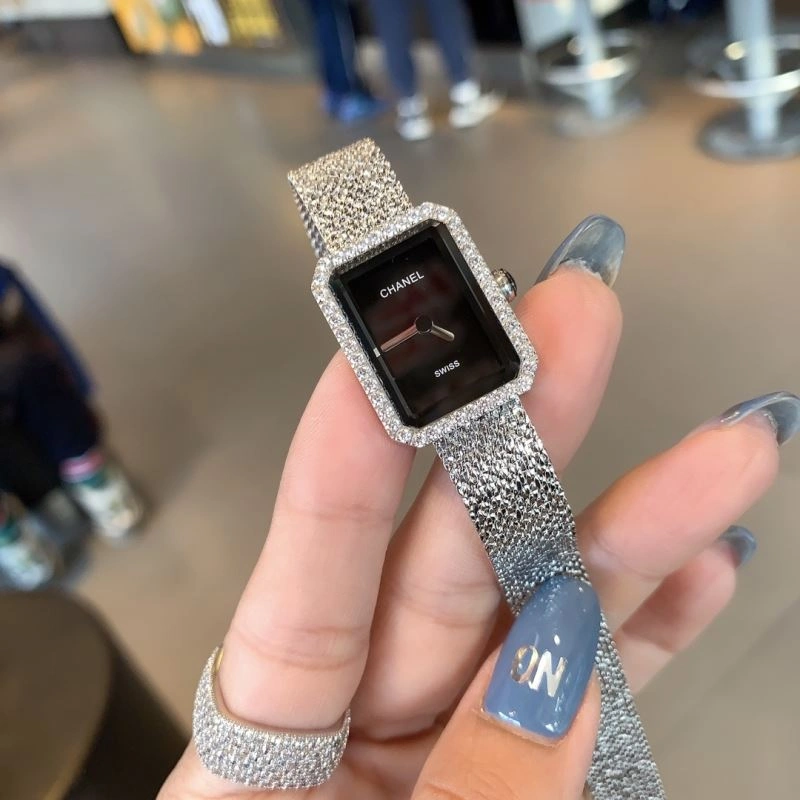 Official CHANEL Watches