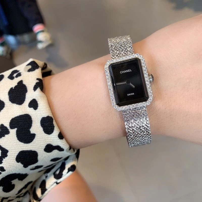 Official CHANEL Watches